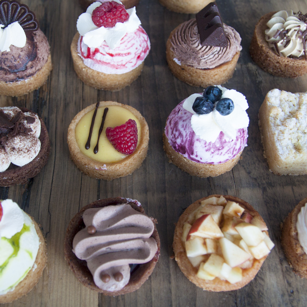 Mini gebak - Echte Bakker Steehouder